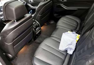 White BMW X7 2019 in Kaunas, with an engine capacity of 2.99 L and mileage of 258 thousand km for 36700 €, photo 14 on AUTOMOTO.COM.LV