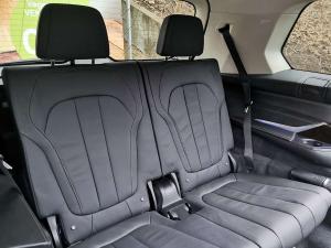 White BMW X7 2019 in Kaunas, with an engine capacity of 2.99 L and mileage of 258 thousand km for 36700 €, photo 21 on AUTOMOTO.COM.LV