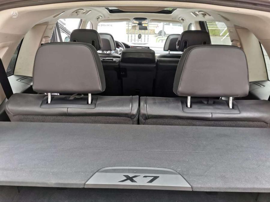 White BMW X7 2019 in Kaunas, with an engine capacity of 2.99 L and mileage of 258 thousand km for 36700 €, photo 24 on AUTOMOTO.COM.LV