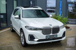 White BMW X7 2019 in Kaunas, with an engine capacity of 3.00 L and mileage of 96 thousand km for 46950 €, photo 3 on AUTOMOTO.COM.LV