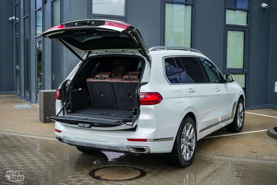 White BMW X7 2019 in Kaunas, with an engine capacity of 3.00 L and mileage of 96 thousand km for 46950 €, photo 14 on AUTOMOTO.COM.LV