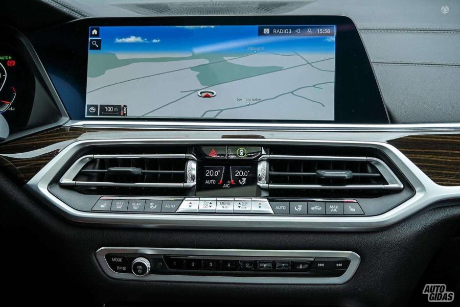 White BMW X7 2019 in Kaunas, with an engine capacity of 3.00 L and mileage of 96 thousand km for 46950 €, photo 20 on AUTOMOTO.COM.LV