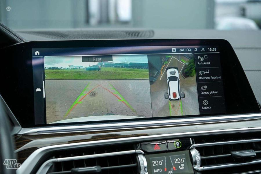 White BMW X7 2019 in Kaunas, with an engine capacity of 3.00 L and mileage of 96 thousand km for 46950 €, photo 22 on AUTOMOTO.COM.LV