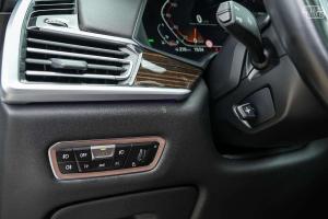 White BMW X7 2019 in Kaunas, with an engine capacity of 3.00 L and mileage of 96 thousand km for 46950 €, photo 32 on AUTOMOTO.COM.LV
