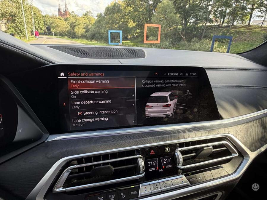 Белый БМВ X7 2019 в Резекне, объемом двигателя 2.99 л и пробегом 283 тыс. км за 43990 €, фото 33 на AUTOMOTO.COM.LV