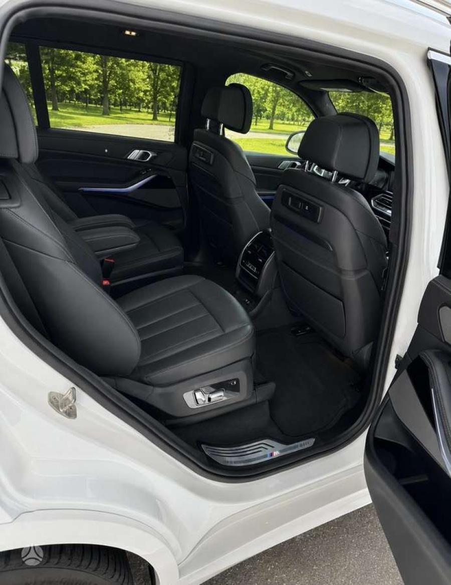 Balts BMW X7 2019 Viļņa, ar dzinēja tilpumu 3.00 L un nobraukumu 134 tūkst. km par 49500 €, foto 5 vietnē AUTOMOTO.COM.LV
