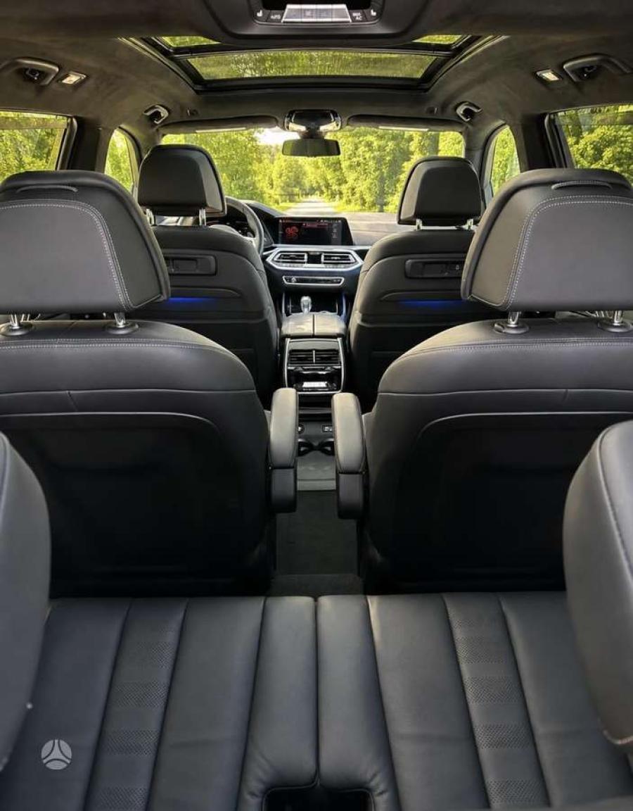 Balts BMW X7 2019 Viļņa, ar dzinēja tilpumu 3.00 L un nobraukumu 134 tūkst. km par 49500 €, foto 9 vietnē AUTOMOTO.COM.LV