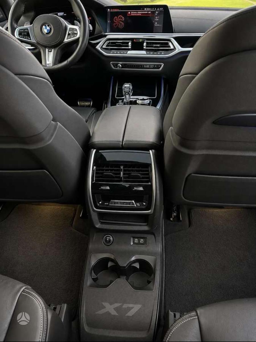 Balts BMW X7 2019 Viļņa, ar dzinēja tilpumu 3.00 L un nobraukumu 134 tūkst. km par 49500 €, foto 13 vietnē AUTOMOTO.COM.LV