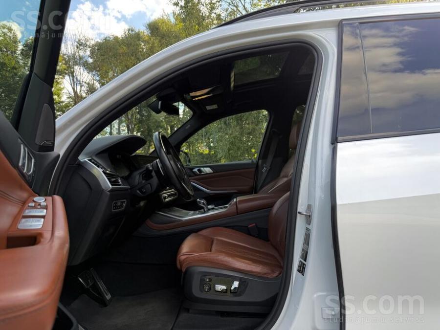 Balts BMW X7 2019 Rēzekne, ar dzinēja tilpumu 3.00 L un nobraukumu 283 tūkst. km par 43990 €, foto 8 vietnē AUTOMOTO.COM.LV