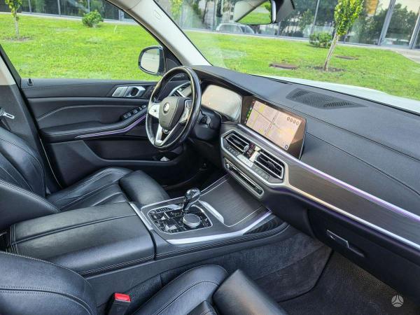 Balts BMW X7 2019 Kauņa, ar dzinēja tilpumu 3.00 L un nobraukumu 162 tūkst. km par 43250 €, foto 8 vietnē AUTOMOTO.COM.LV