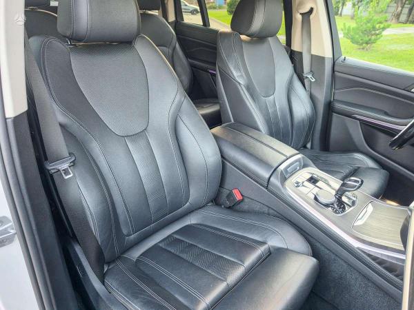 Balts BMW X7 2019 Kauņa, ar dzinēja tilpumu 3.00 L un nobraukumu 162 tūkst. km par 43250 €, foto 9 vietnē AUTOMOTO.COM.LV