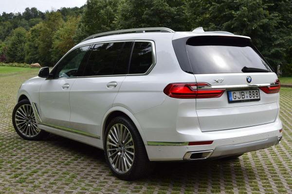 Balts BMW X7 2019 Viļņa, ar dzinēja tilpumu 2.99 L un nobraukumu 165 tūkst. km par 49990 €, foto 5 vietnē AUTOMOTO.COM.LV