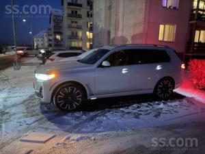 Balts BMW X7 2020 Rīga, ar dzinēja tilpumu 3.00 L un nobraukumu 92 tūkst. km par 60000 €, foto 9 vietnē AUTOMOTO.COM.LV