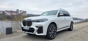 White BMW X7 2020 in Kaunas, with an engine capacity of 3.00 L and mileage of 135 thousand km for 58000 €, photo  on AUTOMOTO.COM.LV