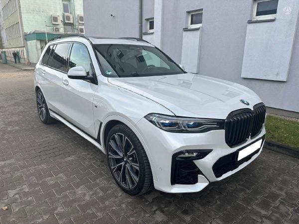 White BMW X7 2020 in Kaunas, with an engine capacity of 2.99 L and mileage of 162 thousand km for 68000 €, photo 1 on AUTOMOTO.COM.LV