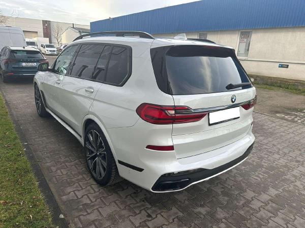 White BMW X7 2020 in Kaunas, with an engine capacity of 2.99 L and mileage of 162 thousand km for 68000 €, photo 6 on AUTOMOTO.COM.LV