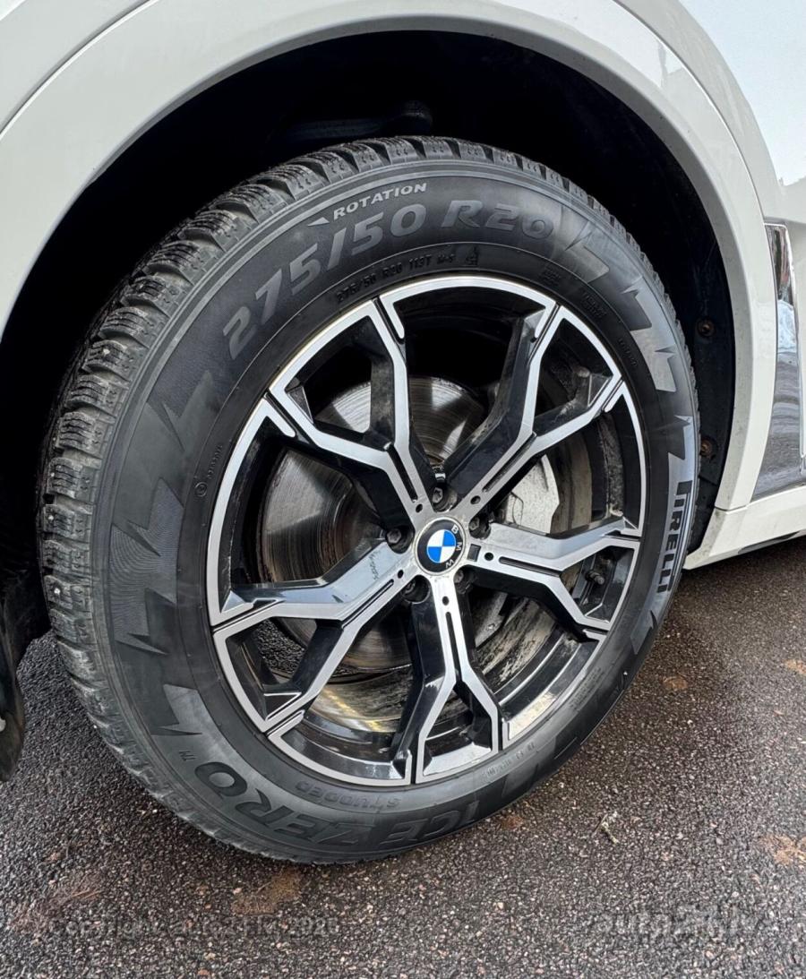 Balts BMW X7 2020 Tallina, ar dzinēja tilpumu 3.00 L un nobraukumu 104 tūkst. km par 59900 €, foto 20 vietnē AUTOMOTO.COM.LV