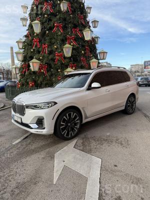 White BMW X7 2020 in Riga, with an engine capacity of 3.00 L and mileage of 92 thousand km for 59990 €, photo 6 on AUTOMOTO.COM.LV