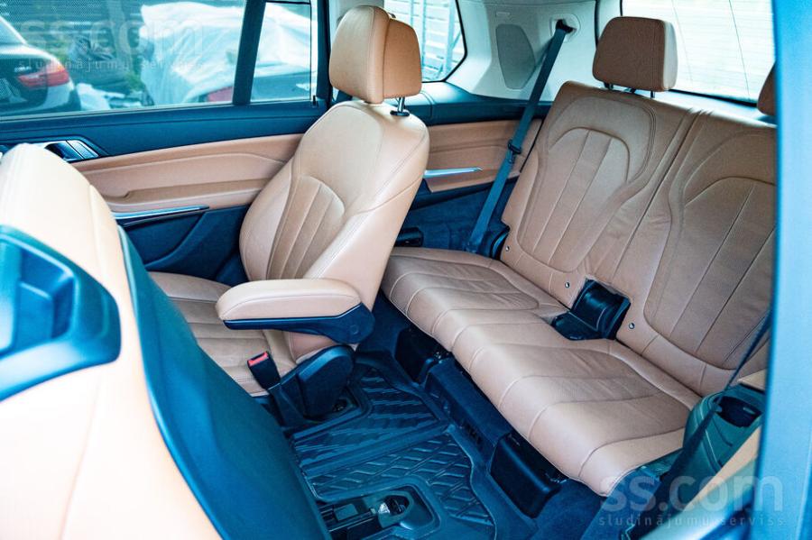 Белый БМВ X7 2020 в Рига, объемом двигателя 3.00 л и пробегом 100 тыс. км за 59990 €, фото 17 на AUTOMOTO.COM.LV