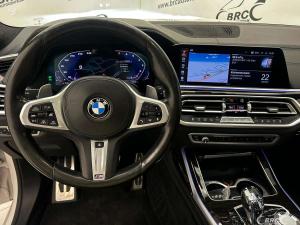 White BMW X7 2020 in Vilnius, with an engine capacity of 3.00 L and mileage of 156 thousand km for 47400 €, photo 22 on AUTOMOTO.COM.LV