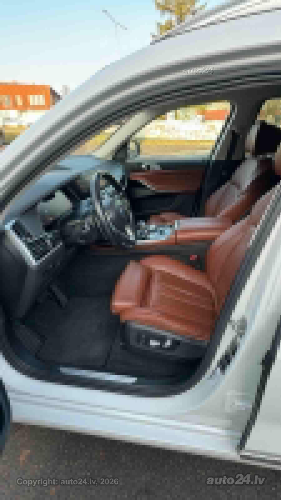 Balts BMW X7 2020 Tallina, ar dzinēja tilpumu 3.00 L un nobraukumu 112 tūkst. km par 49900 €, foto 14 vietnē AUTOMOTO.COM.LV