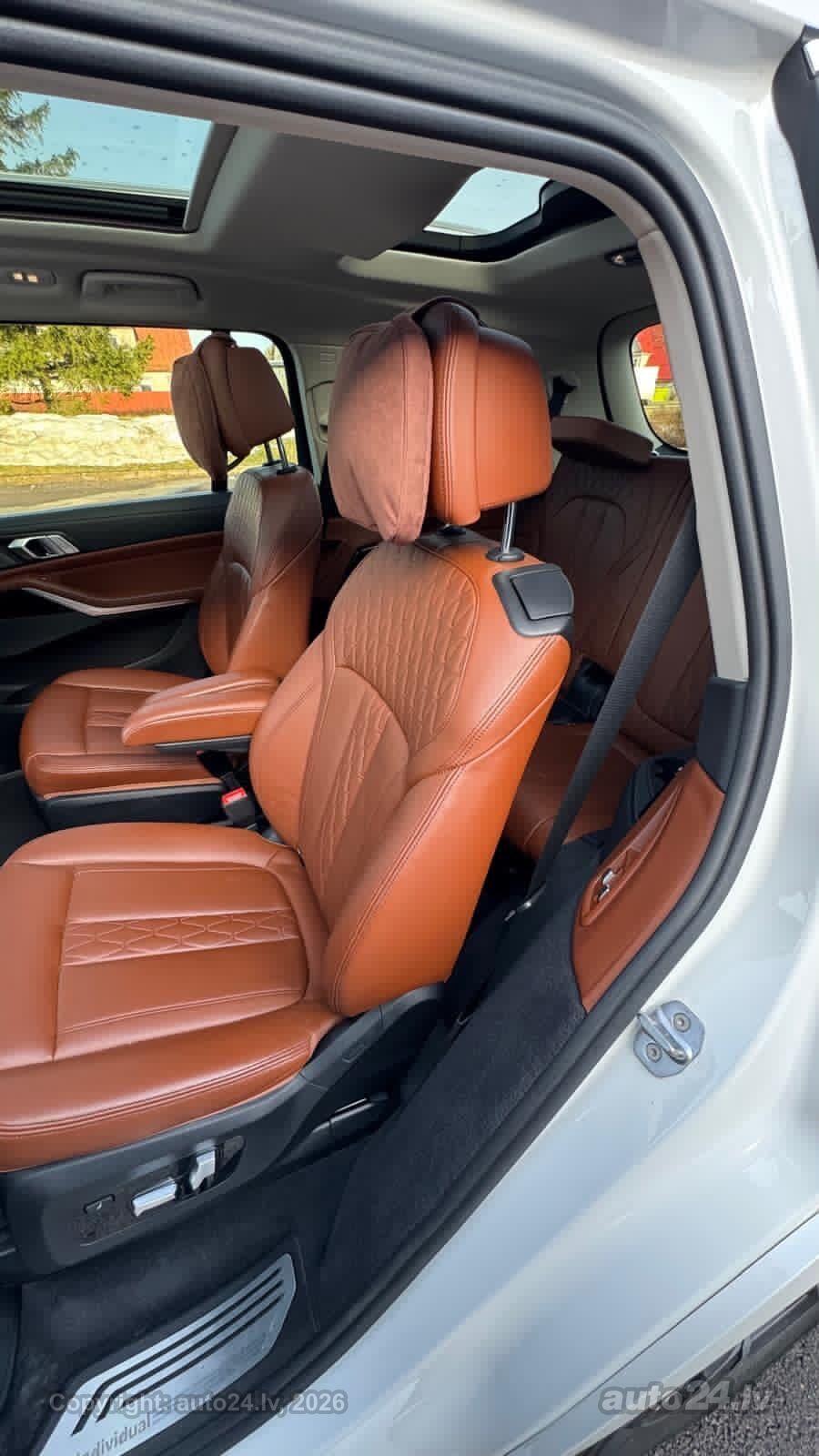 Balts BMW X7 2020 Tallina, ar dzinēja tilpumu 3.00 L un nobraukumu 112 tūkst. km par 49900 €, foto 16 vietnē AUTOMOTO.COM.LV