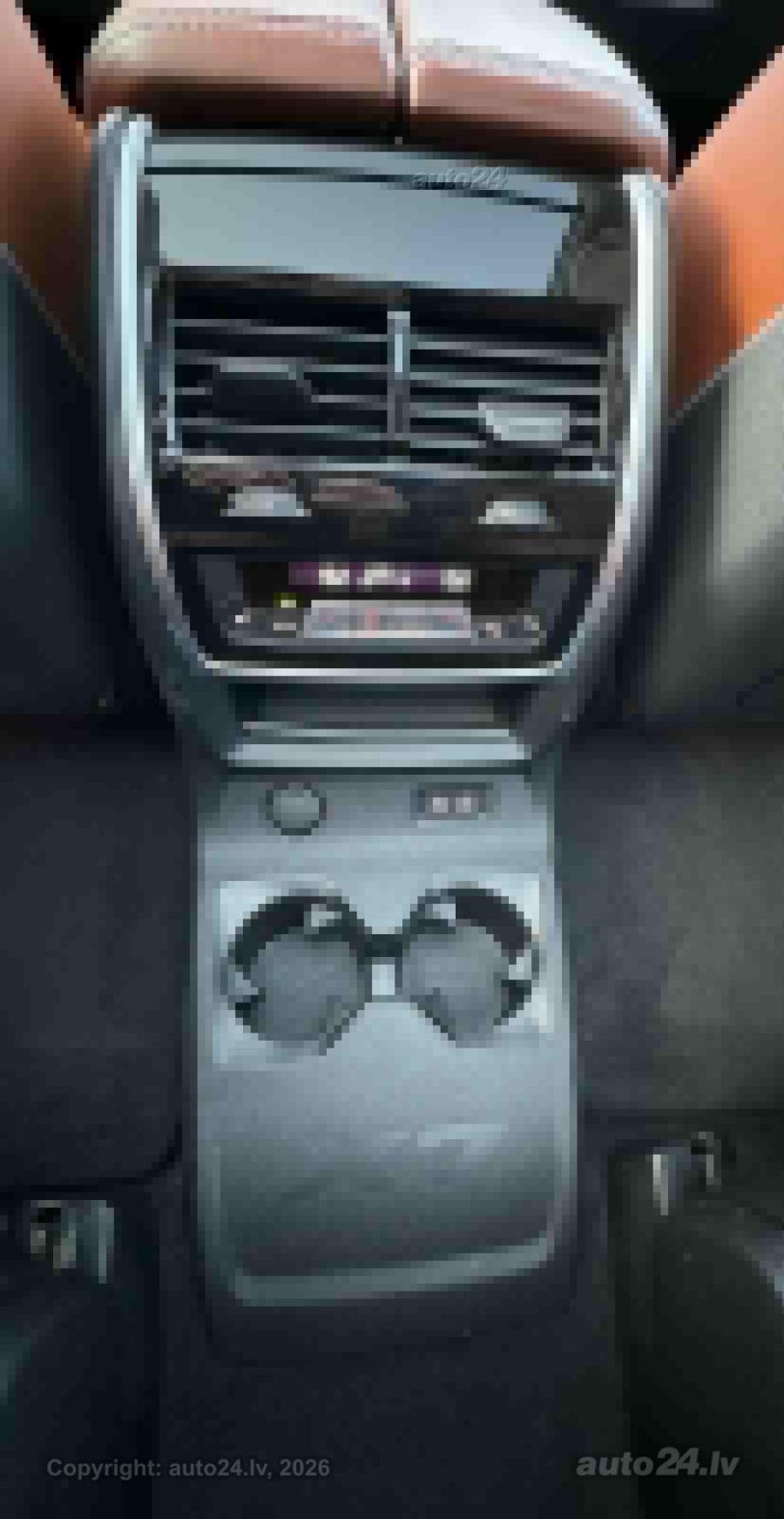 Balts BMW X7 2020 Tallina, ar dzinēja tilpumu 3.00 L un nobraukumu 112 tūkst. km par 49900 €, foto 20 vietnē AUTOMOTO.COM.LV