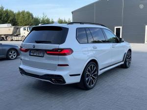 Balts BMW X7 2020 Kauņa, ar dzinēja tilpumu 4.40 L un nobraukumu 75 tūkst. km par 53000 €, foto 4 vietnē AUTOMOTO.COM.LV