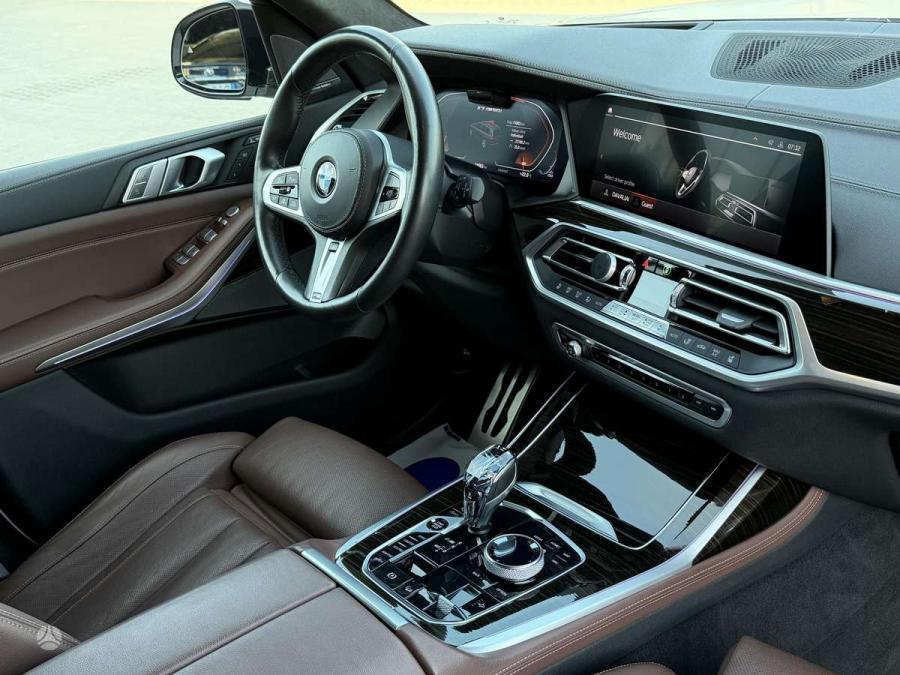 Balts BMW X7 2020 Kauņa, ar dzinēja tilpumu 4.40 L un nobraukumu 75 tūkst. km par 53000 €, foto 8 vietnē AUTOMOTO.COM.LV
