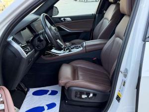 Balts BMW X7 2020 Kauņa, ar dzinēja tilpumu 4.40 L un nobraukumu 75 tūkst. km par 53000 €, foto 12 vietnē AUTOMOTO.COM.LV