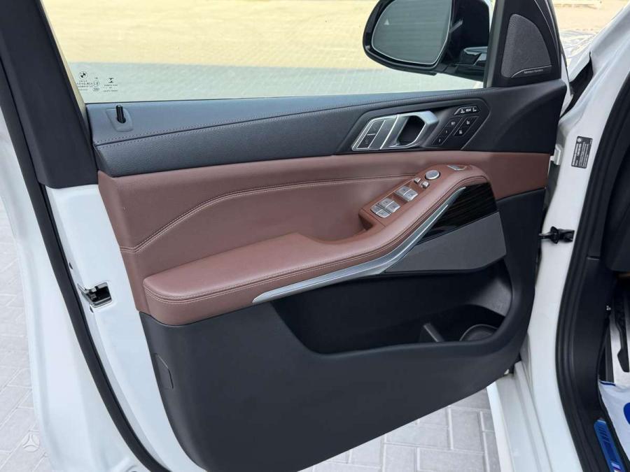 Balts BMW X7 2020 Kauņa, ar dzinēja tilpumu 4.40 L un nobraukumu 75 tūkst. km par 53000 €, foto 13 vietnē AUTOMOTO.COM.LV