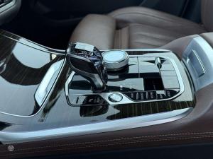 Balts BMW X7 2020 Kauņa, ar dzinēja tilpumu 4.40 L un nobraukumu 75 tūkst. km par 53000 €, foto 16 vietnē AUTOMOTO.COM.LV