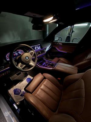 Balts BMW X7 2020 Kauņa, ar dzinēja tilpumu 4.40 L un nobraukumu 75 tūkst. km par 53000 €, foto 21 vietnē AUTOMOTO.COM.LV