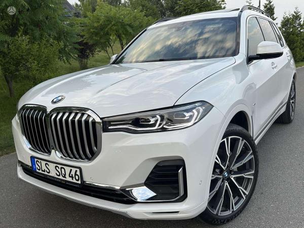 White BMW X7 2020 in Vilnius, with an engine capacity of 3.00 L and mileage of 62 thousand km for 47750 €, photo 1 on AUTOMOTO.COM.LV