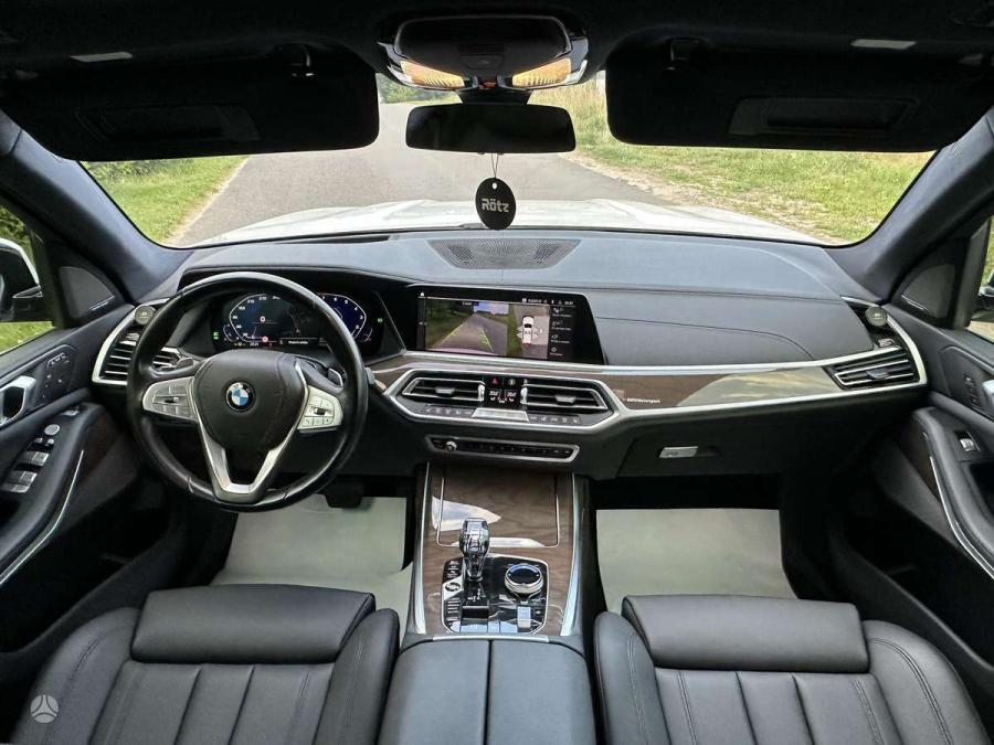 Balts BMW X7 2020 Viļņa, ar dzinēja tilpumu 3.00 L un nobraukumu 62 tūkst. km par 47750 €, foto 10 vietnē AUTOMOTO.COM.LV