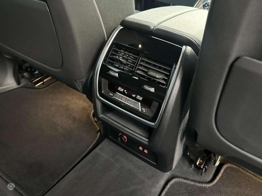 Balts BMW X7 2020 Viļņa, ar dzinēja tilpumu 3.00 L un nobraukumu 62 tūkst. km par 47750 €, foto 12 vietnē AUTOMOTO.COM.LV