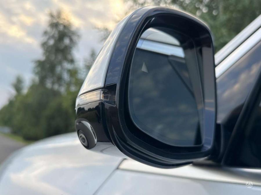 Balts BMW X7 2020 Viļņa, ar dzinēja tilpumu 3.00 L un nobraukumu 62 tūkst. km par 47750 €, foto 16 vietnē AUTOMOTO.COM.LV