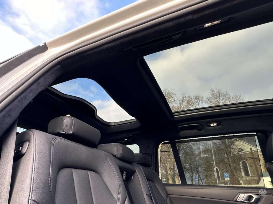 Balts BMW X7 2020 Viļņa, ar dzinēja tilpumu 3.00 L un nobraukumu 62 tūkst. km par 47750 €, foto 40 vietnē AUTOMOTO.COM.LV