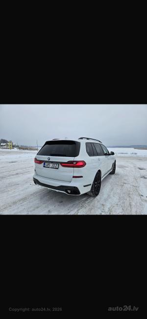 Balts BMW X7 2021 Veru, ar dzinēja tilpumu 3.00 L un nobraukumu 190 tūkst. km par 55000 €, foto 8 vietnē AUTOMOTO.COM.LV