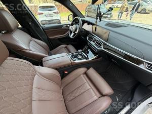 Белый БМВ X7 2021 в Рига, объемом двигателя 3.00 л и пробегом 94 тыс. км за 61500 €, фото 17 на AUTOMOTO.COM.LV