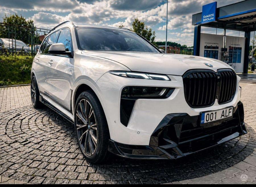 Balts BMW X7 2021 Viļņa, ar dzinēja tilpumu 4.40 L un nobraukumu 81 tūkst. km par 63500 €, foto 4 vietnē AUTOMOTO.COM.LV