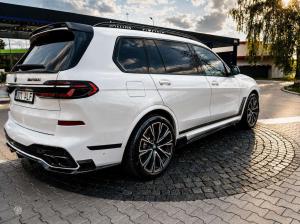 Balts BMW X7 2021 Viļņa, ar dzinēja tilpumu 4.40 L un nobraukumu 81 tūkst. km par 63500 €, foto 6 vietnē AUTOMOTO.COM.LV