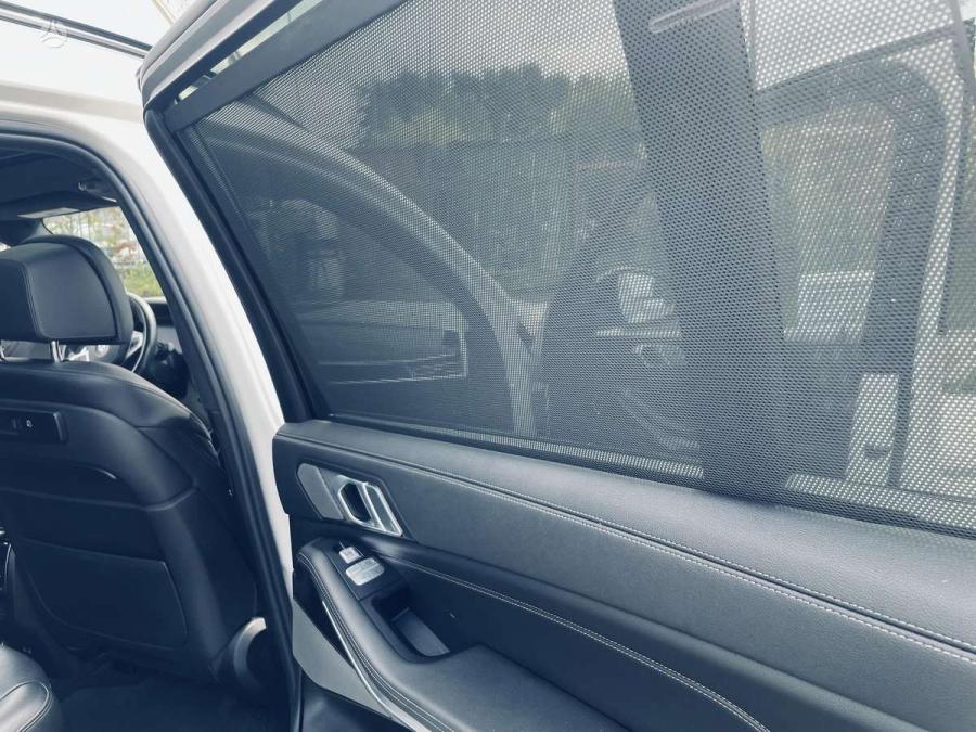 Balts BMW X7 2021 Viļņa, ar dzinēja tilpumu 4.40 L un nobraukumu 81 tūkst. km par 63500 €, foto 18 vietnē AUTOMOTO.COM.LV