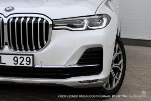 White BMW X7 2021 in Kretinga, with an engine capacity of 3.00 L and mileage of 21 thousand km for 56999 €, photo 6 on AUTOMOTO.COM.LV