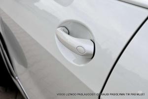 White BMW X7 2021 in Kretinga, with an engine capacity of 3.00 L and mileage of 21 thousand km for 56999 €, photo 15 on AUTOMOTO.COM.LV