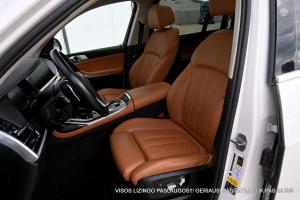 White BMW X7 2021 in Kretinga, with an engine capacity of 3.00 L and mileage of 21 thousand km for 56999 €, photo 24 on AUTOMOTO.COM.LV