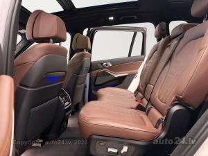 Белый БМВ X7 2021 в Таллин, объемом двигателя 3.00 л и пробегом 167 тыс. км за 52900 €, фото 7 на AUTOMOTO.COM.LV