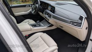 Белый БМВ X7 2021 в Таллин, объемом двигателя 3.00 л и пробегом 120 тыс. км за 55900 €, фото 13 на AUTOMOTO.COM.LV