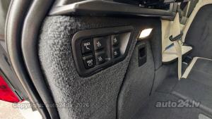 Белый БМВ X7 2021 в Таллин, объемом двигателя 3.00 л и пробегом 120 тыс. км за 55900 €, фото 30 на AUTOMOTO.COM.LV
