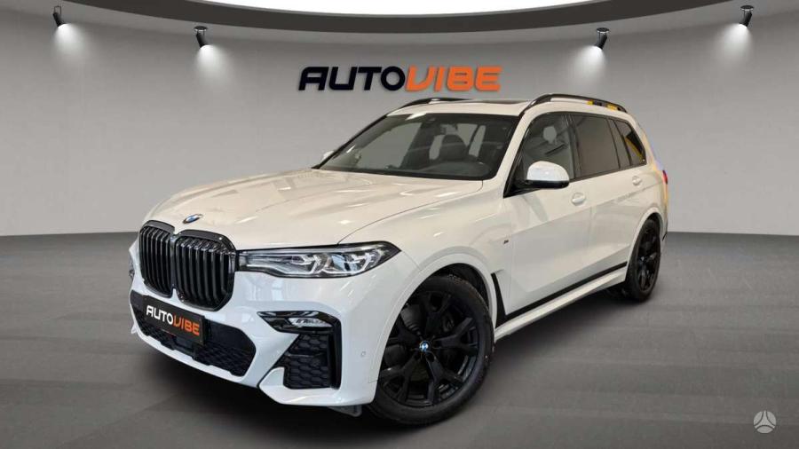White BMW X7 2022 in Vilnius, with an engine capacity of 2.99 L and mileage of 109 thousand km for 59222 €, photo 2 on AUTOMOTO.COM.LV